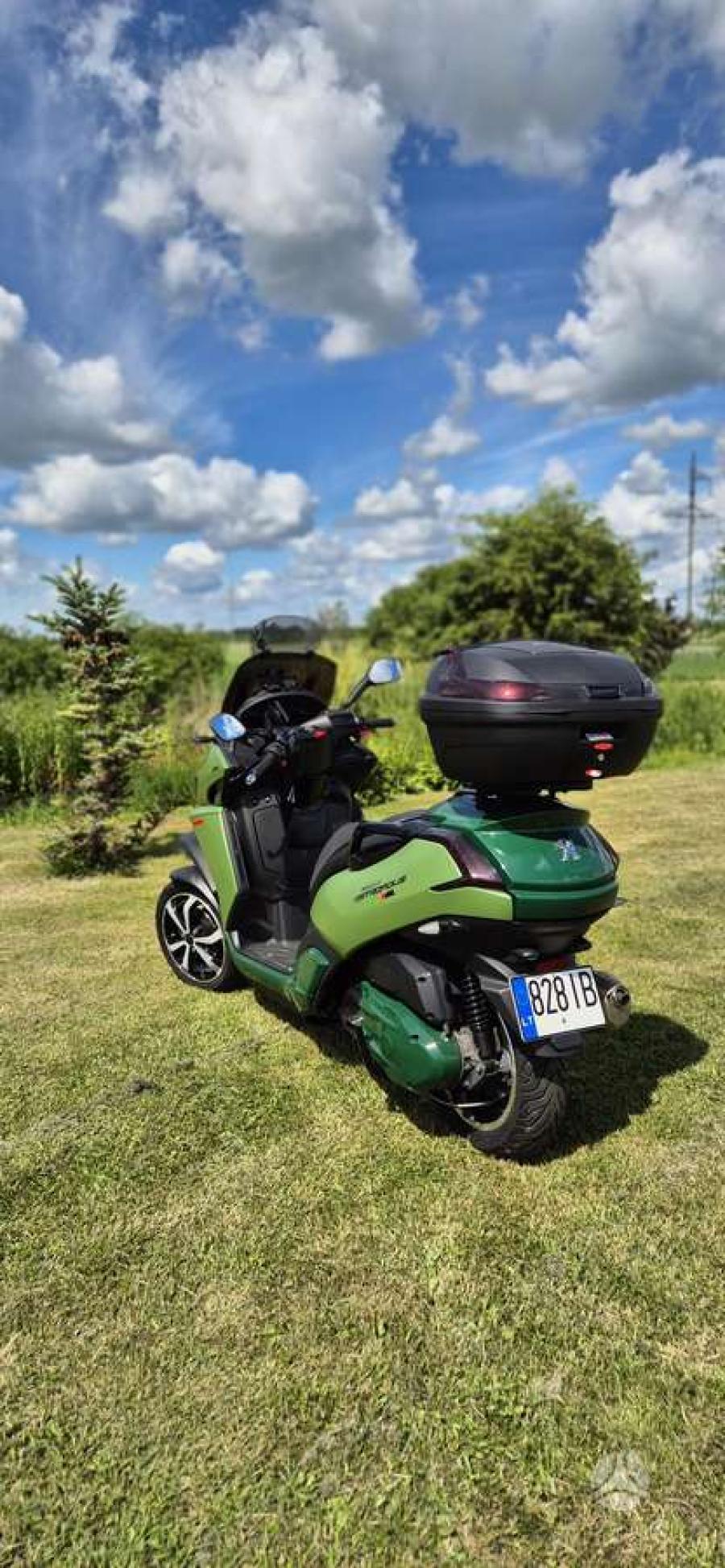 Melns Peugeot Metropolis 2017 Jurbarkas, ar dzinēja tilpumu 0.40 L un nobraukumu 28 tūkst. km par 4200 €, foto 6 vietnē AUTOMOTO.COM.LV