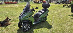 Melns Peugeot Metropolis 2017 Jurbarkas, ar dzinēja tilpumu 0.40 L un nobraukumu 28 tūkst. km par 4200 €, foto 11 vietnē AUTOMOTO.COM.LV