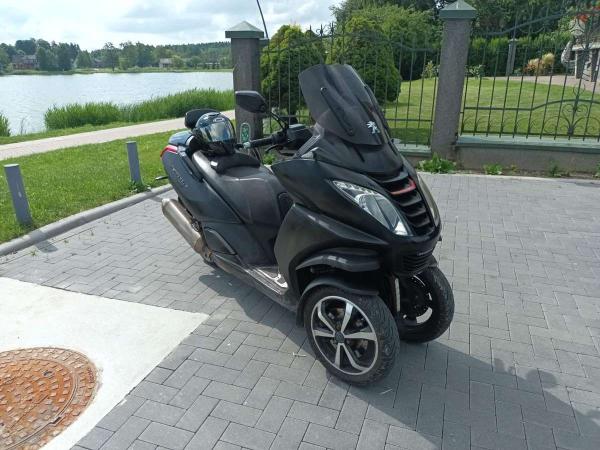 Melns Peugeot Metropolis 2019 Telšiai, ar dzinēja tilpumu 0.40 L un nobraukumu 30 tūkst. km par 2999 €, foto 2 vietnē AUTOMOTO.COM.LV