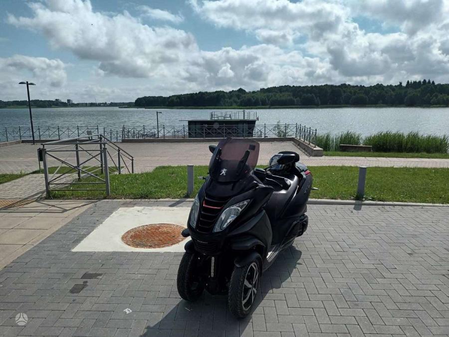 Melns Peugeot Metropolis 2019 Telšiai, ar dzinēja tilpumu 0.40 L un nobraukumu 30 tūkst. km par 2999 €, foto 13 vietnē AUTOMOTO.COM.LV