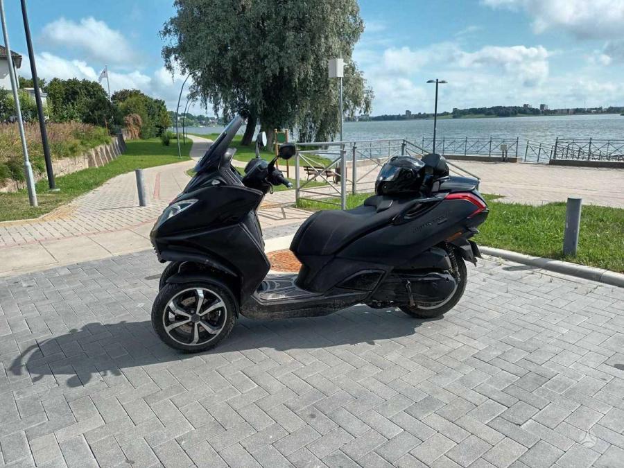 Melns Peugeot Metropolis 2019 Telšiai, ar dzinēja tilpumu 0.40 L un nobraukumu 30 tūkst. km par 2999 €, foto 17 vietnē AUTOMOTO.COM.LV