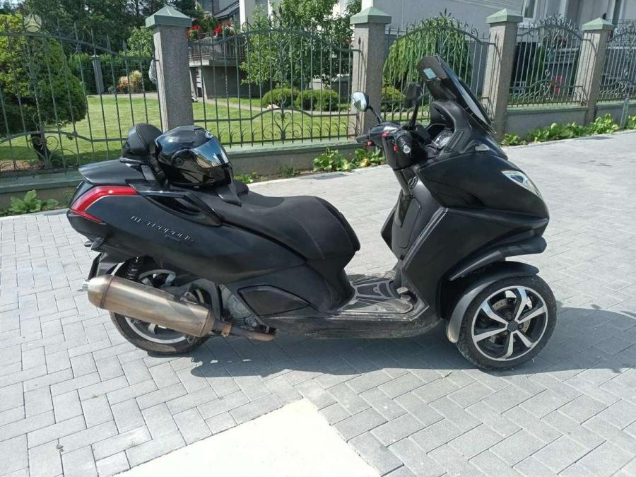 Melns Peugeot Metropolis 2019 Telšiai, ar dzinēja tilpumu 0.40 L un nobraukumu 30 tūkst. km par 2999 €, foto 23 vietnē AUTOMOTO.COM.LV