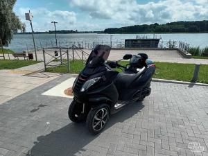 Melns Peugeot Metropolis 2019 Telšiai, ar dzinēja tilpumu 0.40 L un nobraukumu 0 tūkst. km par 2999 €, foto  vietnē AUTOMOTO.COM.LV