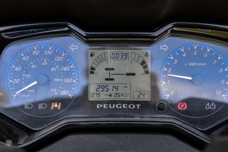 Peugeot Metropolis 2015 Kretinga, ar dzinēja tilpumu 0.40 L un nobraukumu 29 tūkst. km par 3199 €, foto 13 vietnē AUTOMOTO.COM.LV