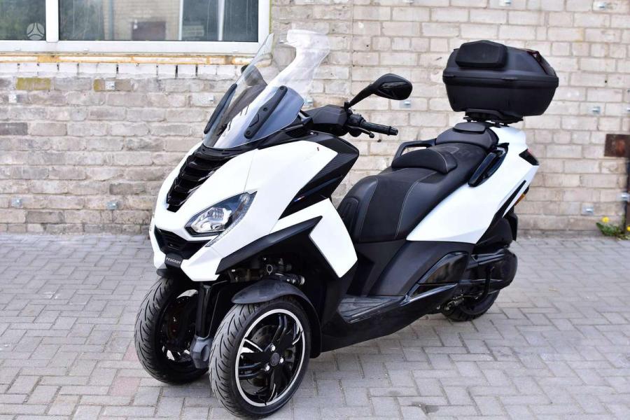 Balts Peugeot Metropolis 2020 Kretinga, ar dzinēja tilpumu 0.40 L un nobraukumu 15 tūkst. km par 5200 €, foto 1 vietnē AUTOMOTO.COM.LV