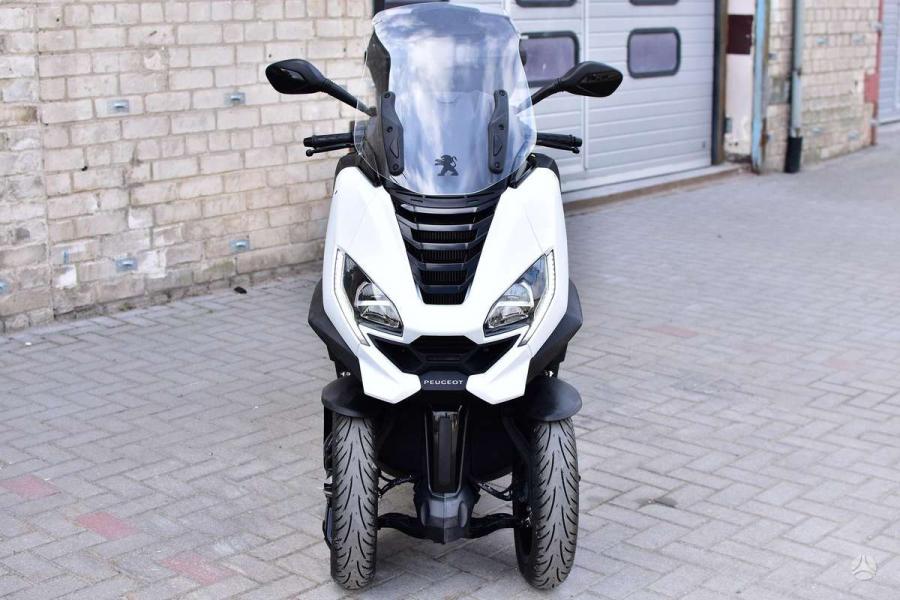 Balts Peugeot Metropolis 2020 Kretinga, ar dzinēja tilpumu 0.40 L un nobraukumu 15 tūkst. km par 5200 €, foto 3 vietnē AUTOMOTO.COM.LV