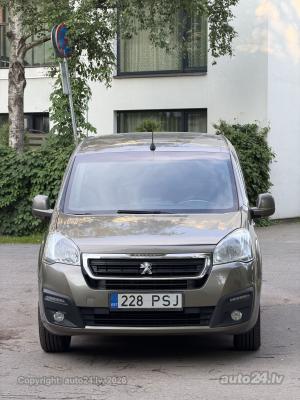 Smilšu krāsa Peugeot Partner 2016 Tallina, ar dzinēja tilpumu 1.60 L un nobraukumu 267 tūkst. km par 3999 €, foto  vietnē AUTOMOTO.COM.LV