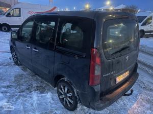 Black Peugeot Partner 2010 in Kaunas, with an engine capacity of 1.60 L and mileage of 40 thousand km for 1400 €, photo 4 on AUTOMOTO.COM.LV