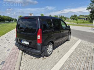 Melns Peugeot Partner 2010 Cēsis, ar dzinēja tilpumu 1.60 L un nobraukumu 260 tūkst. km par 1800 €, foto 6 vietnē AUTOMOTO.COM.LV