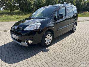 Black Peugeot Partner 2011 in Marijampole, with an engine capacity of 1.60 L and mileage of 281 thousand km for 4250 €, photo  on AUTOMOTO.COM.LV
