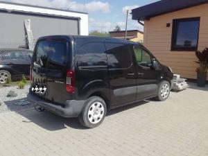 Black Peugeot Partner 2012 in Kaunas, with an engine capacity of 1.56 L and mileage of 276 thousand km for 3000 €, photo  on AUTOMOTO.COM.LV