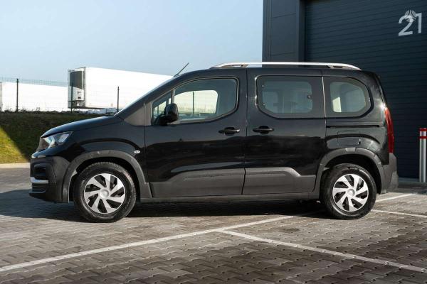 Melns Peugeot Partner 2019 Viļņa, ar dzinēja tilpumu 1.50 L un nobraukumu 206 tūkst. km par 8600 €, foto 2 vietnē AUTOMOTO.COM.LV