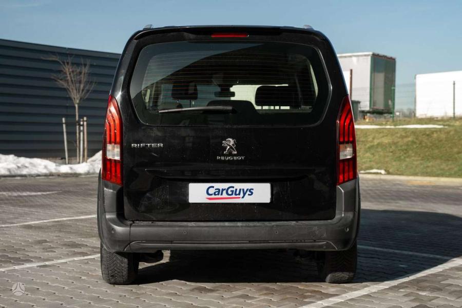 Black Peugeot Partner 2019 in Vilnius, with an engine capacity of 1.50 L and mileage of 206 thousand km for 8600 €, photo 6 on AUTOMOTO.COM.LV