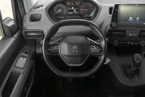 Black Peugeot Partner 2019 in Vilnius, with an engine capacity of 1.50 L and mileage of 206 thousand km for 8600 €, photo 19 on AUTOMOTO.COM.LV