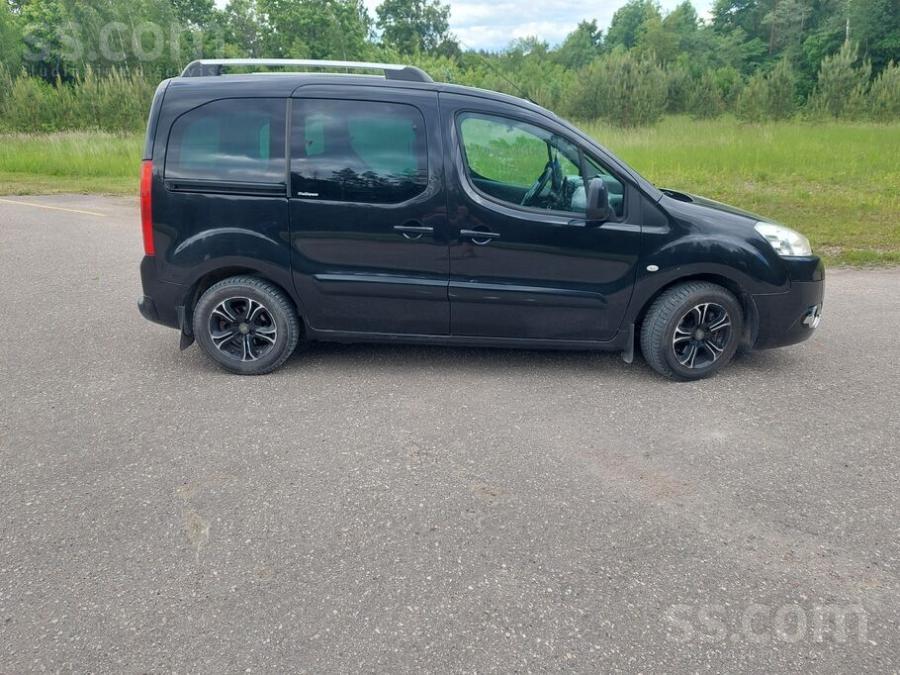 Melns Peugeot Partner 2010 Rīga, ar dzinēja tilpumu 1.60 L un nobraukumu 233 tūkst. km par 3400 €, foto 6 vietnē AUTOMOTO.COM.LV
