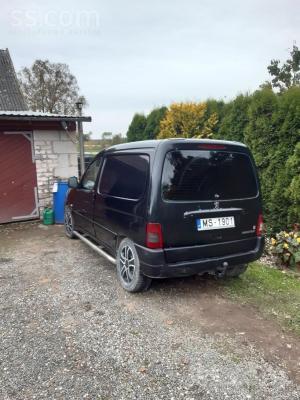 Black Peugeot Partner 2008 in Saldus, with an engine capacity of 1.60 L and mileage of 300 thousand km for 400 €, photo  on AUTOMOTO.COM.LV