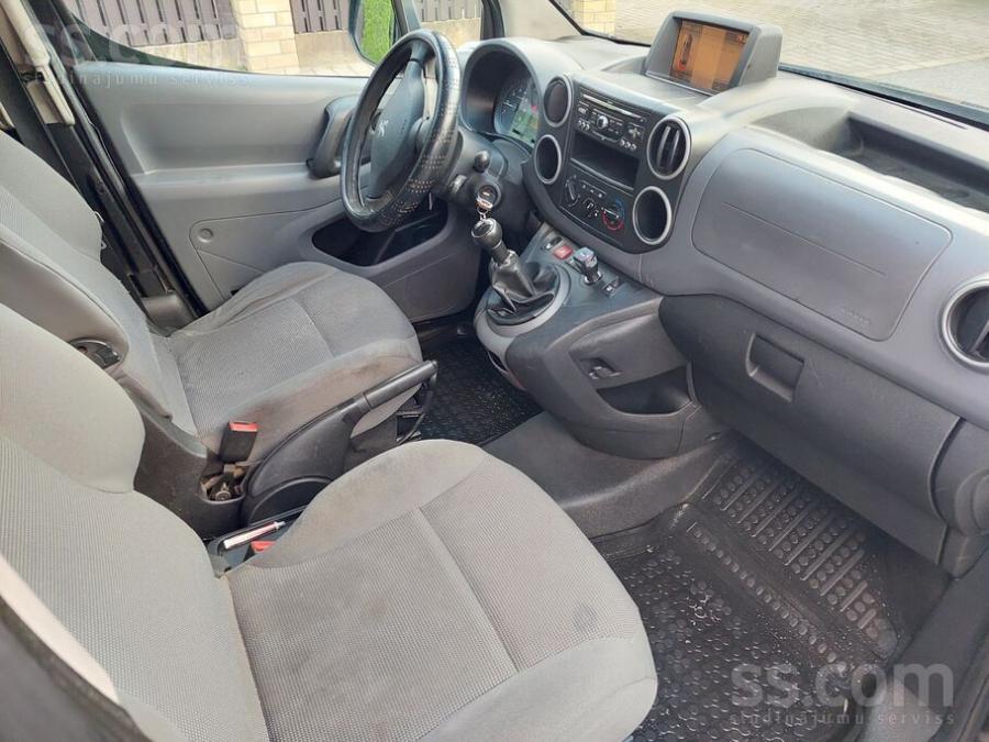 Black Peugeot Partner 2010 in Riga, with an engine capacity of 1.60 L and mileage of 0 thousand km for 1185 €, photo 6 on AUTOMOTO.COM.LV
