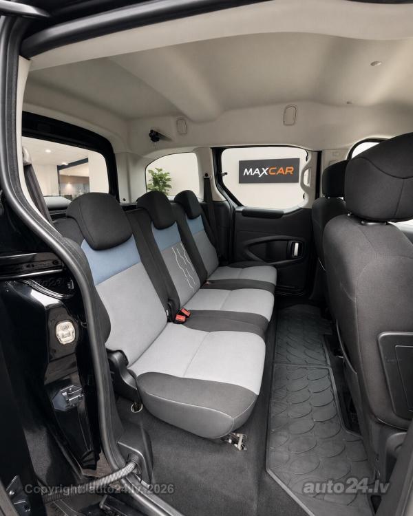 Black Peugeot Partner 2015 in Tallinn, with an engine capacity of 1.60 L and mileage of 149 thousand km for 3499 €, photo 8 on AUTOMOTO.COM.LV
