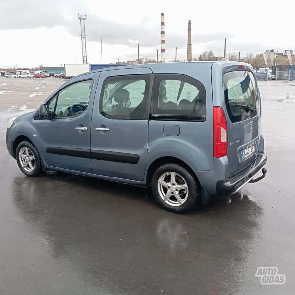 Blue Peugeot Partner 2009 in Panevezys, with an engine capacity of 1.60 L and mileage of 412 thousand km for 2500 €, photo 1 on AUTOMOTO.COM.LV