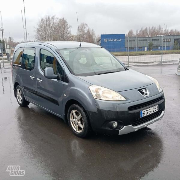 Blue Peugeot Partner 2009 in Panevezys, with an engine capacity of 1.60 L and mileage of 412 thousand km for 2500 €, photo 2 on AUTOMOTO.COM.LV