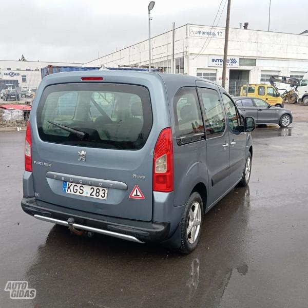Blue Peugeot Partner 2009 in Panevezys, with an engine capacity of 1.60 L and mileage of 412 thousand km for 2500 €, photo 3 on AUTOMOTO.COM.LV