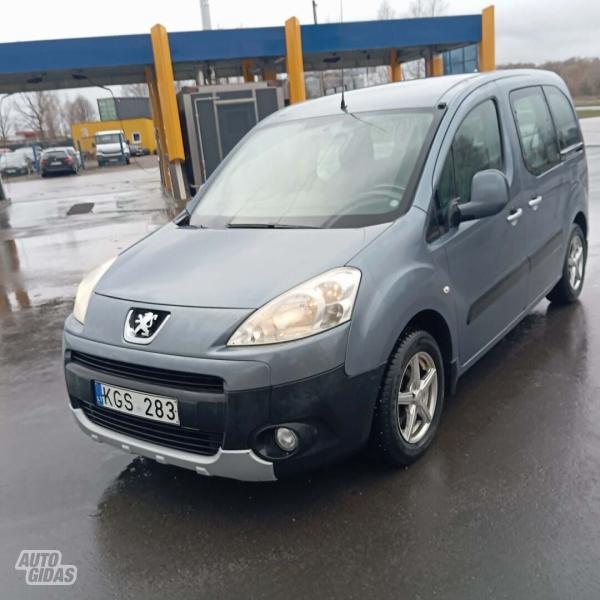 Blue Peugeot Partner 2009 in Panevezys, with an engine capacity of 1.60 L and mileage of 412 thousand km for 2500 €, photo 4 on AUTOMOTO.COM.LV