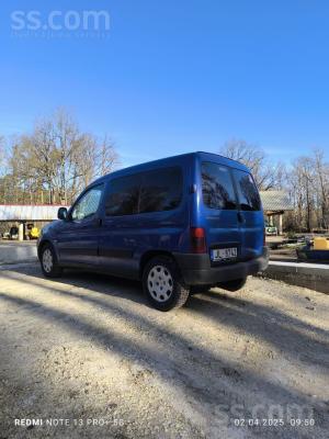 Blue Peugeot Partner 2006 in Riga, with an engine capacity of 1.60 L and mileage of 410 thousand km for 5750 €, photo 8 on AUTOMOTO.COM.LV