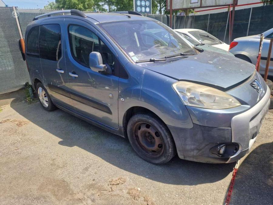 Zils Peugeot Partner 2009 Tauragė, ar dzinēja tilpumu 1.56 L un nobraukumu 270 tūkst. km par 1950 €, foto 1 vietnē AUTOMOTO.COM.LV