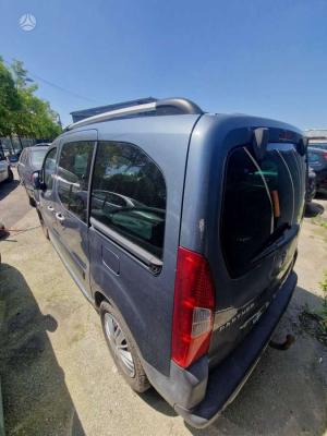 Zils Peugeot Partner 2009 Tauragė, ar dzinēja tilpumu 1.56 L un nobraukumu 270 tūkst. km par 1950 €, foto 4 vietnē AUTOMOTO.COM.LV
