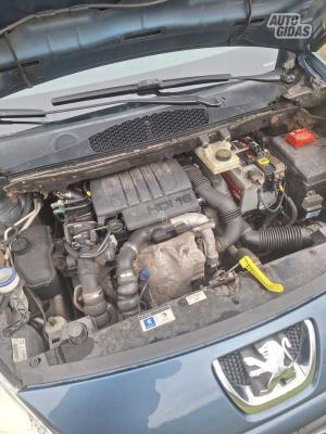Blue Peugeot Partner 2010 in Vilnius, with an engine capacity of 1.60 L and mileage of 300 thousand km for 3350 €, photo 7 on AUTOMOTO.COM.LV