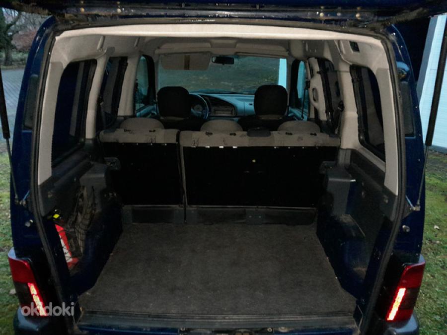 Blue Peugeot Partner 2001 in Tartu, with an engine capacity of 0.00 L and mileage of 209 thousand km for 1500 €, photo 5 on AUTOMOTO.COM.LV