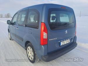 Blue Peugeot Partner 2010 in Paide, with an engine capacity of 1.60 L and mileage of 340 thousand km for 2990 €, photo 3 on AUTOMOTO.COM.LV