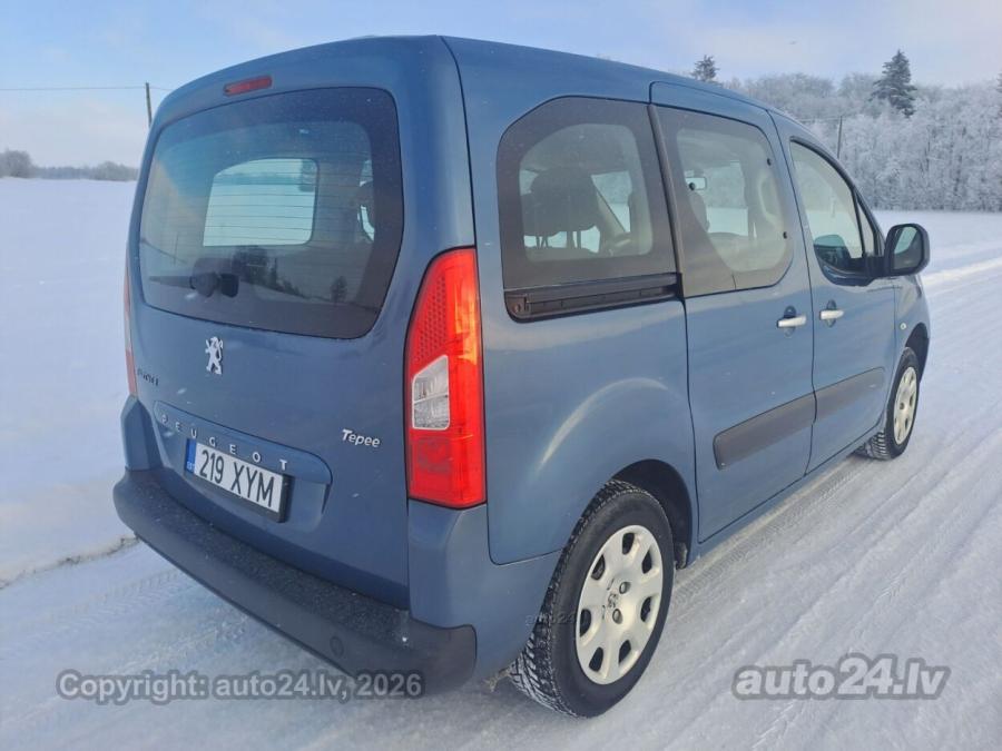 Blue Peugeot Partner 2010 in Paide, with an engine capacity of 1.60 L and mileage of 340 thousand km for 2990 €, photo 5 on AUTOMOTO.COM.LV