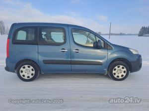 Blue Peugeot Partner 2010 in Paide, with an engine capacity of 1.60 L and mileage of 340 thousand km for 2990 €, photo 6 on AUTOMOTO.COM.LV