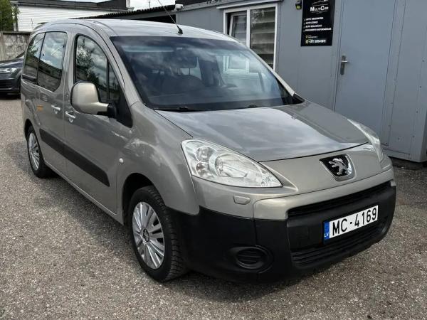 Brūns Peugeot Partner 2009 Daugavpils, ar dzinēja tilpumu 1.60 L un nobraukumu 275 tūkst. km par 2300 €, foto 1 vietnē AUTOMOTO.COM.LV