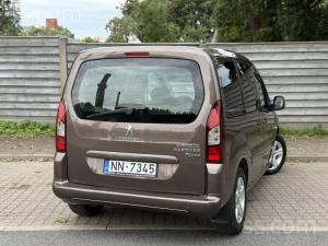 Brown Peugeot Partner 2012 in Jelgava, with an engine capacity of 1.60 L and mileage of 304 thousand km for 3800 €, photo 6 on AUTOMOTO.COM.LV