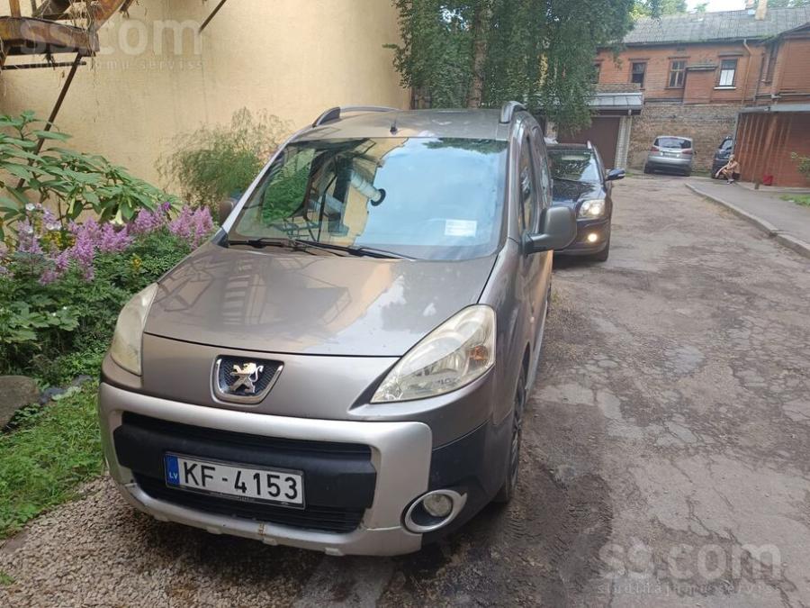 Brūns Peugeot Partner 2009 Rīga, ar dzinēja tilpumu 1.60 L un nobraukumu 373 tūkst. km par 2500 €, foto 1 vietnē AUTOMOTO.COM.LV