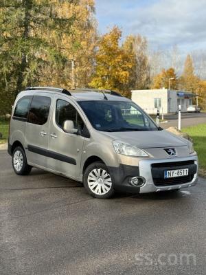 Brown Peugeot Partner 2009 in Kuldiga, with an engine capacity of 1.60 L and mileage of 496 thousand km for 1500 €, photo  on AUTOMOTO.COM.LV