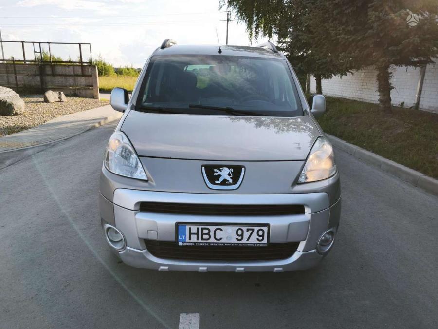 Brūns Peugeot Partner 2011 Šauļi, ar dzinēja tilpumu 1.60 L un nobraukumu 200 tūkst. km par 2400 €, foto 7 vietnē AUTOMOTO.COM.LV