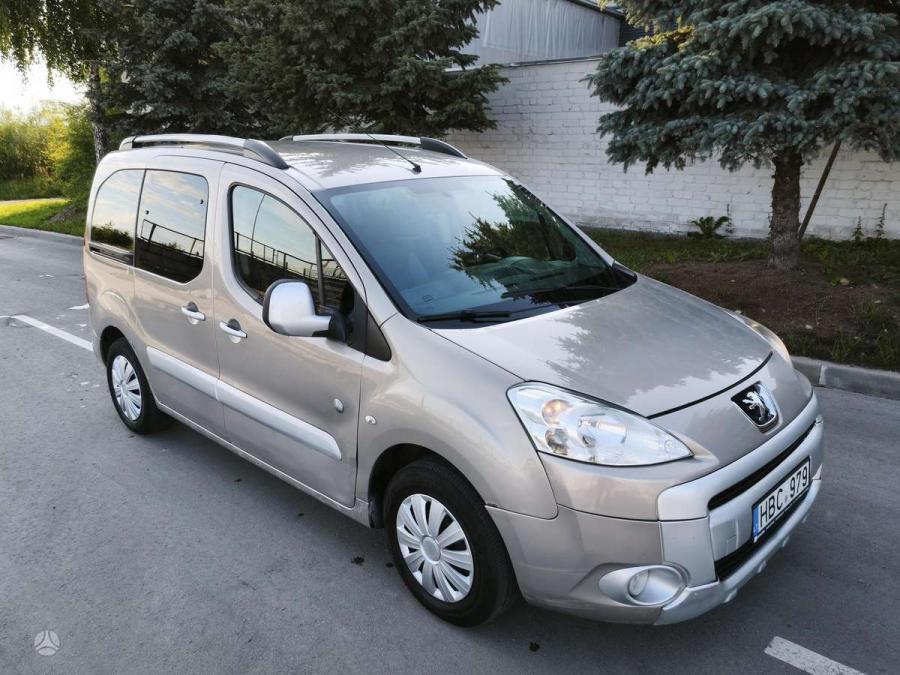 Brūns Peugeot Partner 2011 Šauļi, ar dzinēja tilpumu 1.60 L un nobraukumu 200 tūkst. km par 2400 €, foto 12 vietnē AUTOMOTO.COM.LV
