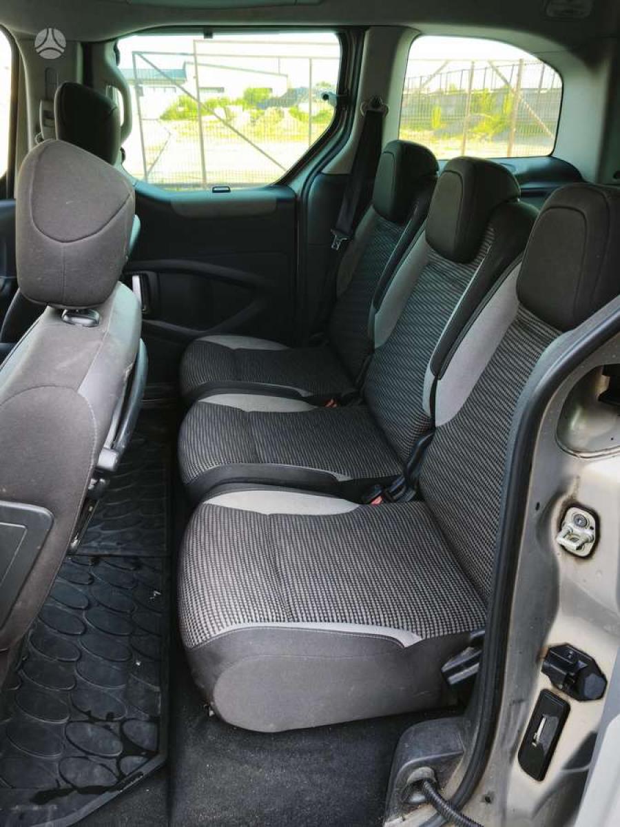 Brūns Peugeot Partner 2011 Šauļi, ar dzinēja tilpumu 1.60 L un nobraukumu 200 tūkst. km par 2400 €, foto 15 vietnē AUTOMOTO.COM.LV