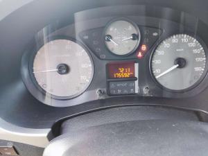Brown Peugeot Partner 2016 in Pakruojis, with an engine capacity of 1.20 L and mileage of 175 thousand km for 5850 €, photo 25 on AUTOMOTO.COM.LV