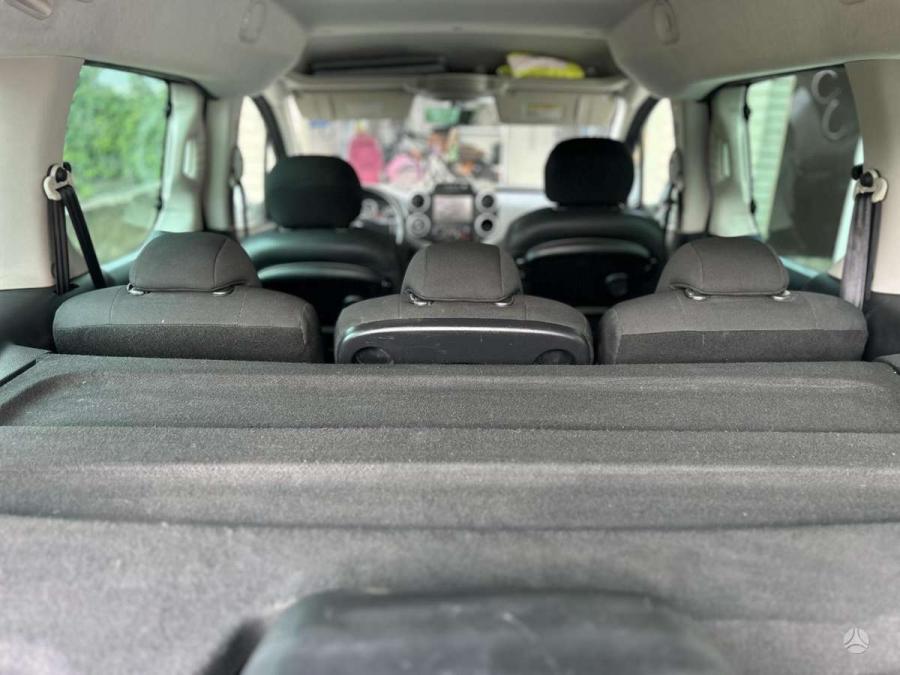 Brūns Peugeot Partner 2016 Raseiniai, ar dzinēja tilpumu 1.56 L un nobraukumu 274 tūkst. km par 5650 €, foto 15 vietnē AUTOMOTO.COM.LV