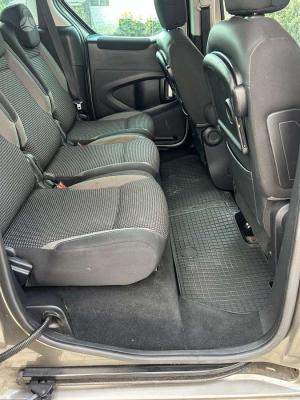 Brūns Peugeot Partner 2016 Raseiniai, ar dzinēja tilpumu 1.56 L un nobraukumu 274 tūkst. km par 5650 €, foto 17 vietnē AUTOMOTO.COM.LV