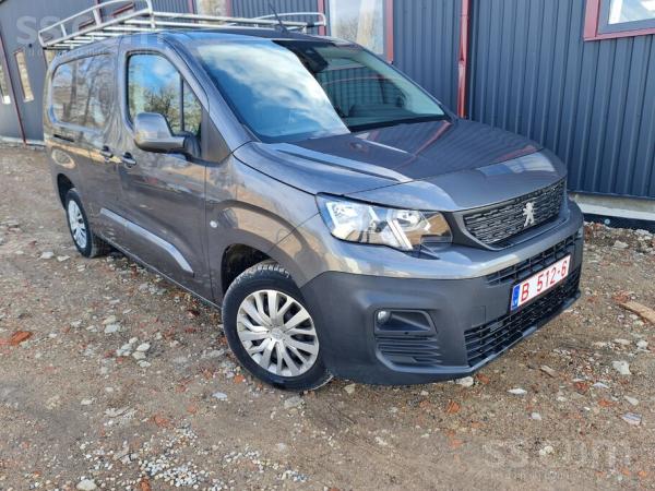 Brown Peugeot Partner 2020 in Cesis, with an engine capacity of 1.50 L and mileage of 232 thousand km for 10285 €, photo 1 on AUTOMOTO.COM.LV