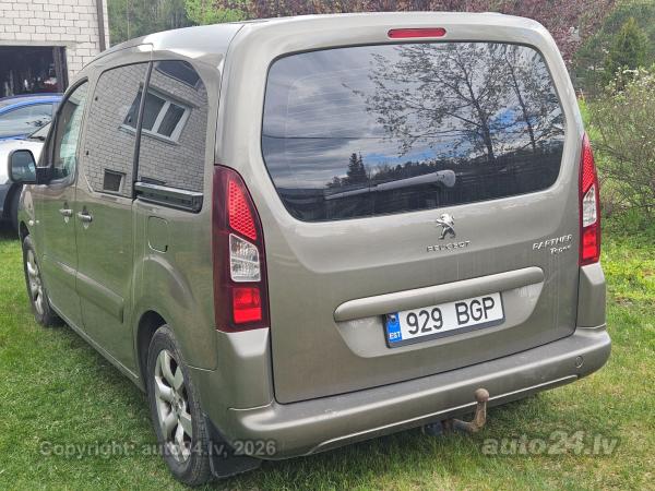 Brūns Peugeot Partner 2012 Tallina, ar dzinēja tilpumu 1.60 L un nobraukumu 161 tūkst. km par 3500 €, foto 4 vietnē AUTOMOTO.COM.LV
