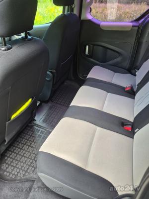 Brown Peugeot Partner 2014 in Tallinn, with an engine capacity of 1.60 L and mileage of 208 thousand km for 5390 €, photo 11 on AUTOMOTO.COM.LV