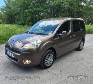 Brūns Peugeot Partner 2014 Tallina, ar dzinēja tilpumu 1.60 L un nobraukumu 208 tūkst. km par 5390 €, foto  vietnē AUTOMOTO.COM.LV