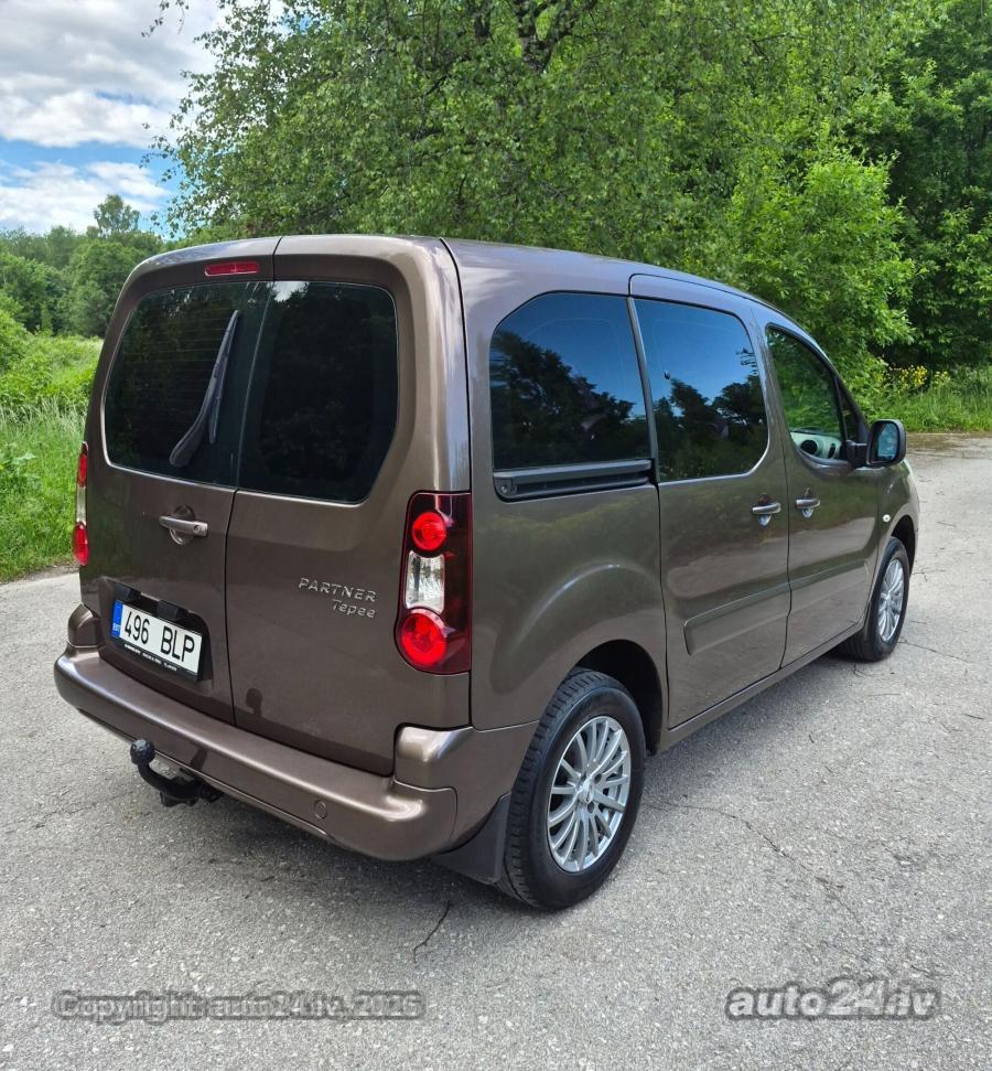Brūns Peugeot Partner 2014 Tallina, ar dzinēja tilpumu 1.60 L un nobraukumu 208 tūkst. km par 5390 €, foto 7 vietnē AUTOMOTO.COM.LV