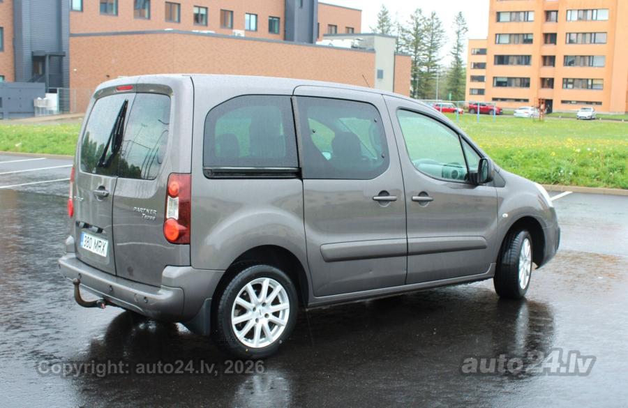 Brūns Peugeot Partner 2018 Rapla, ar dzinēja tilpumu 1.60 L un nobraukumu 261 tūkst. km par 6490 €, foto 4 vietnē AUTOMOTO.COM.LV